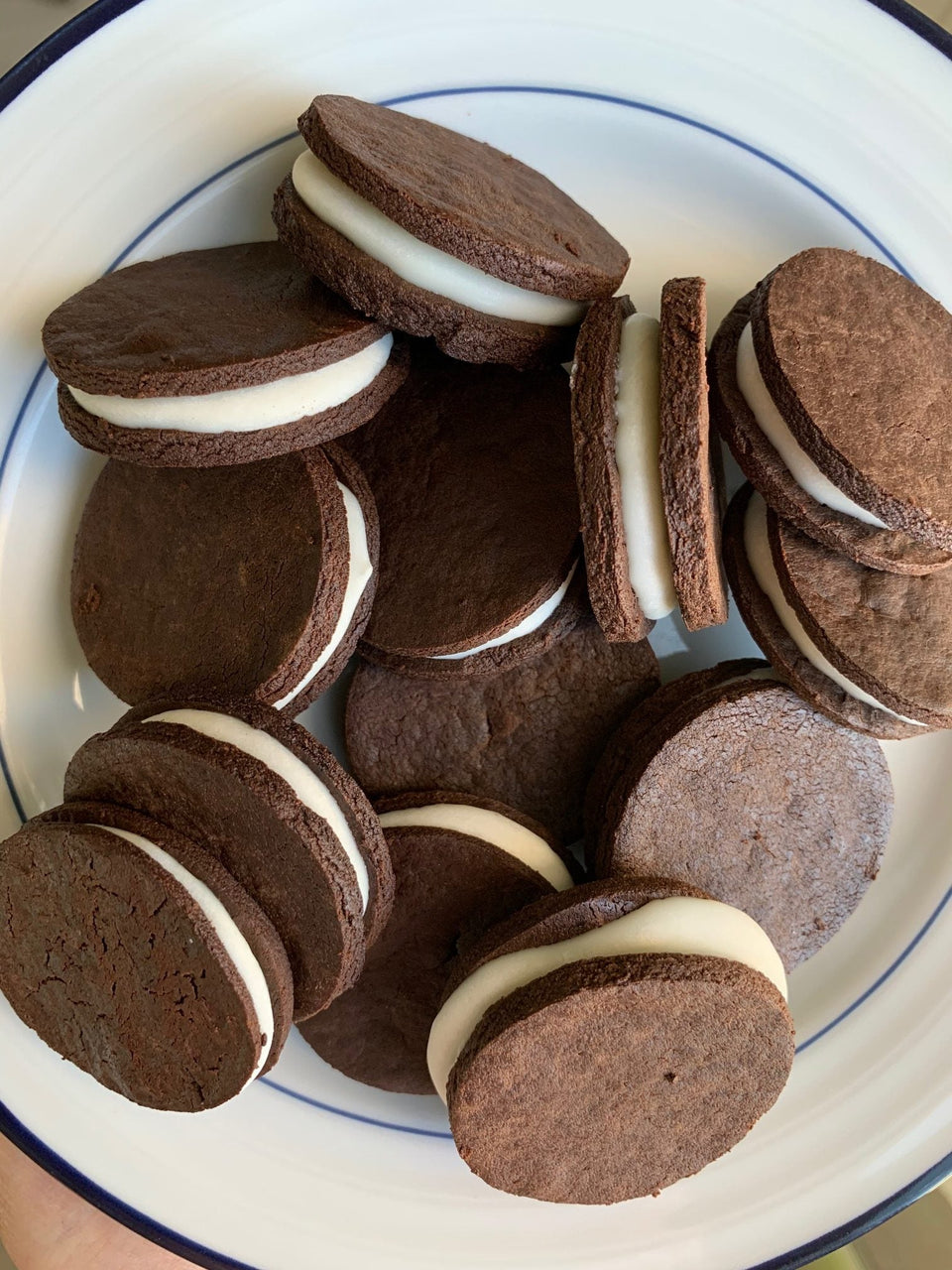 Healthy Oreos - Bethany's Pantry